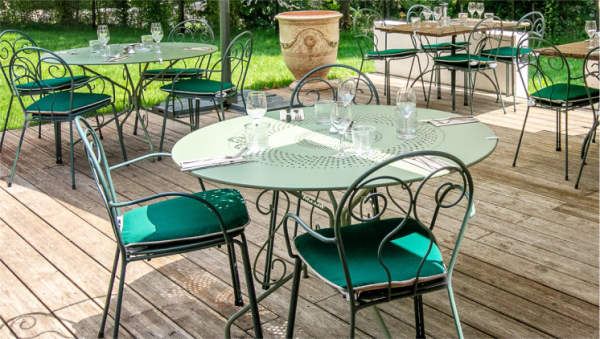 Le restaurant - Côté Jardin - Bouc-Bel-Air